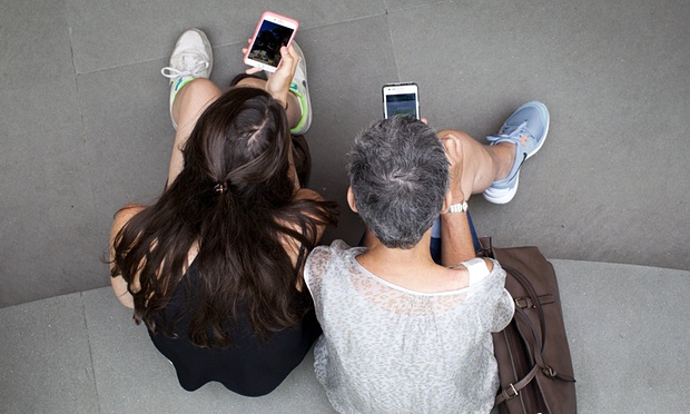 When being alone on our smartphones, together, is okay